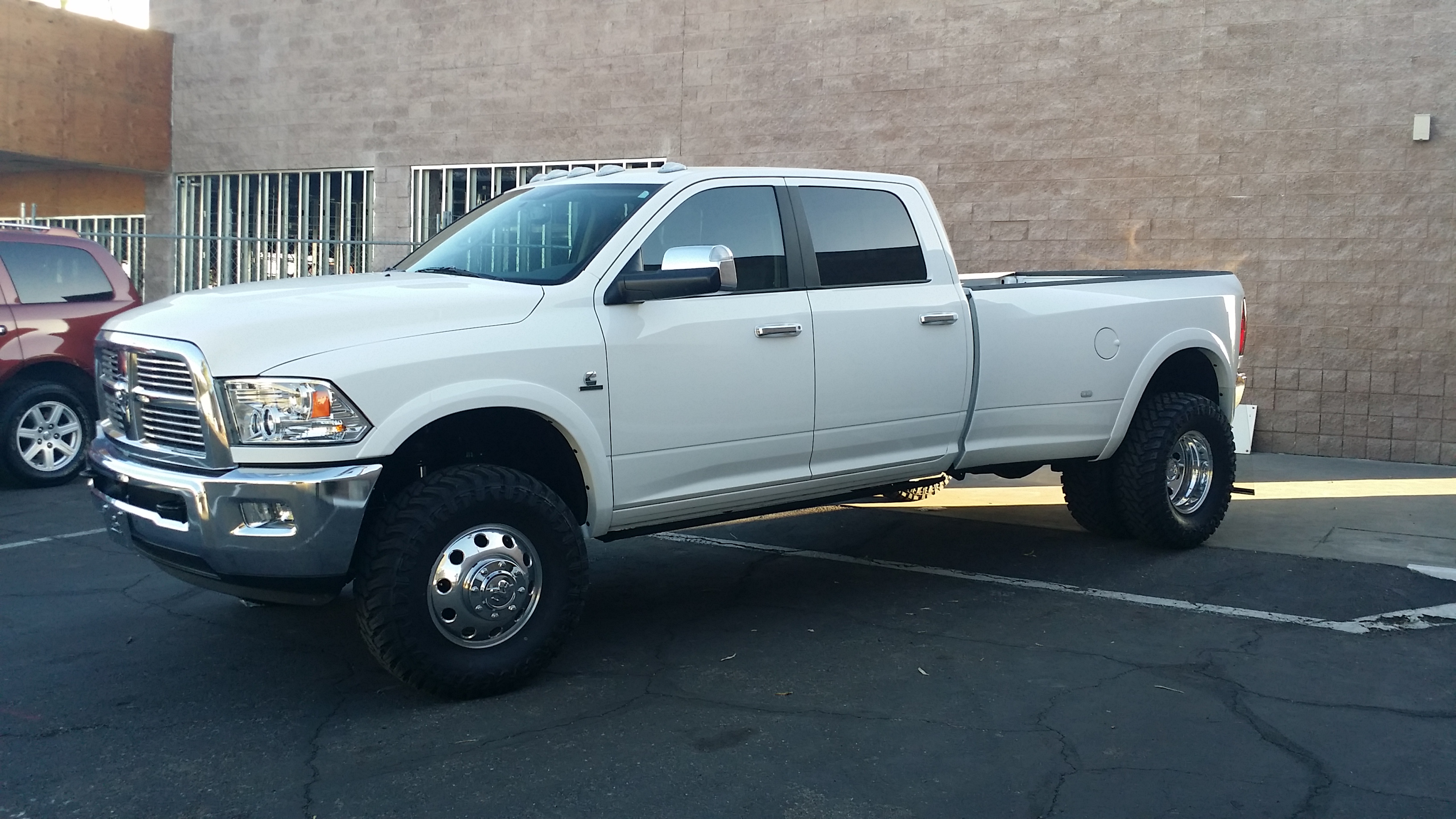 Traxda - 2012_leveled_ram_dually - Traxda