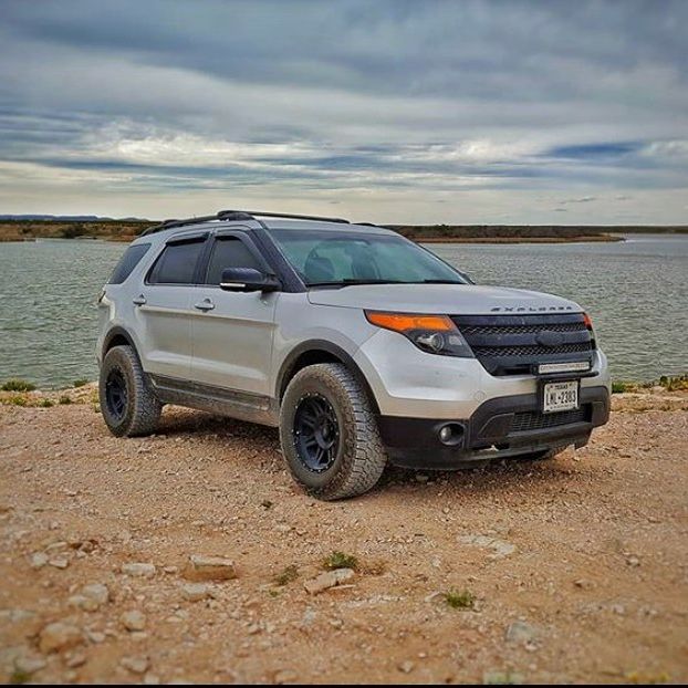 Traxda - Ford Explorer - Traxda